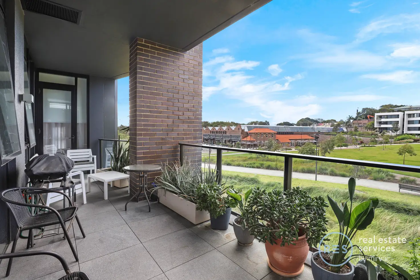 205/159 Ross Street, Glebe NSW 2037 - Apartment For Rent